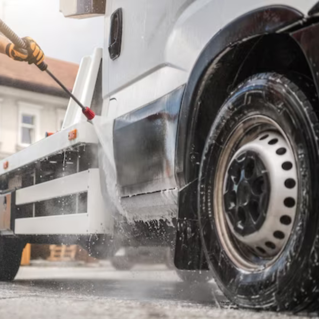 Truck & Trailer Wash, Trucks & Trailers Repair, Roadside Repair in Montreal